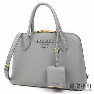 PRADA(バッグ ・ グレー/灰色系)のフリマアイテム一覧 PRADA(バッグ ・ グレー/灰色系)のフリマアイテム一覧