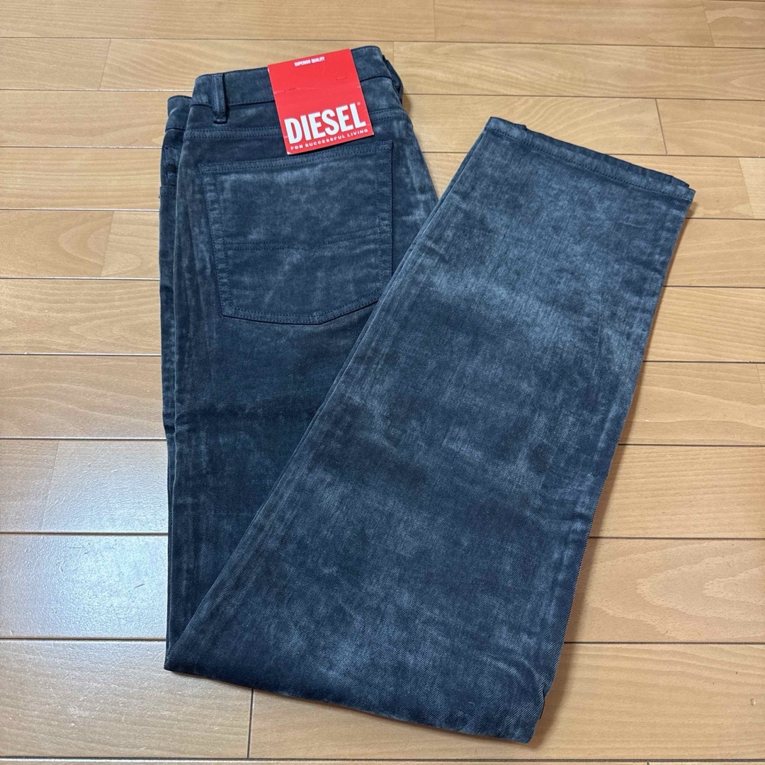 DIESEL - 新品 DIESELディーゼル ストレートデニム1995-09D02 DIESEL - 新品 DIESELディーゼル ストレートデニム1995-09D02