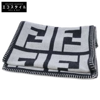 FENDI(マフラー/ショール)のフリマアイテム一覧 FENDI(マフラー/ショール)のフリマアイテム一覧