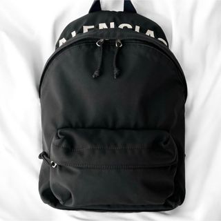 BALENCIAGA - バレンシアガ バックパック ウィールロゴ刺繍 濃紺 BALENCIAGA - バレンシアガ バックパック ウィールロゴ刺繍 濃紺