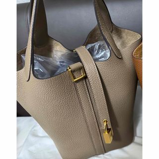 HERMES - エルメス アンサンブルの通販|ラクマ HERMES - エルメス アンサンブルの通販|ラクマ