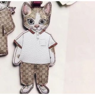 GUCCI - 極 美品 箱 袋付 希少品 GUCCI グッチ オーバル タグ GUCCI - 極 美品 箱 袋付 希少品 GUCCI グッチ オーバル タグ