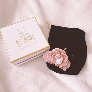ALEXANDRE DE PARIS(バレッタ/ヘアクリップ)のフリマアイテム一覧 ALEXANDRE DE PARIS(バレッタ/ヘアクリップ)のフリマアイテム一覧