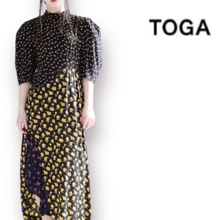 TOGA PULLA - TOGA PULLA 異素材切替 半袖トップ T-shirt【新品 TOGA PULLA - TOGA PULLA 異素材切替 半袖トップ T-shirt【新品