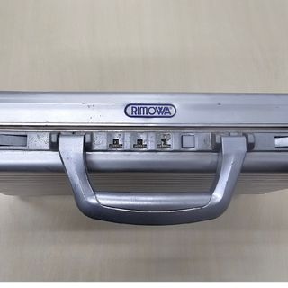 RIMOWA(ビジネスバッグ)のフリマアイテム一覧 RIMOWA(ビジネスバッグ)のフリマアイテム一覧