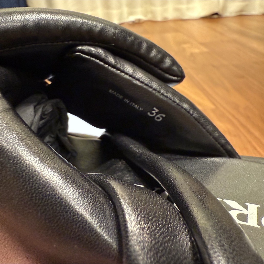 PRADA - 【新品】PRADA プラダ ナッパレザー ヴェッジサンダル PRADA - 【新品】PRADA プラダ ナッパレザー ヴェッジサンダル