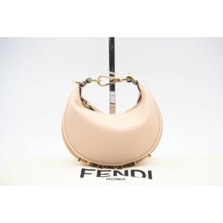 FENDI(ポーチ)のフリマアイテム一覧 FENDI(ポーチ)のフリマアイテム一覧