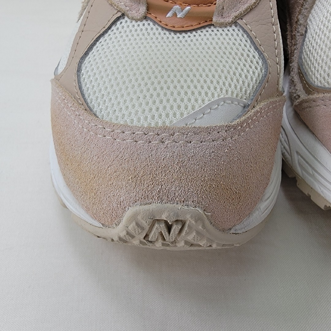 New Balance - ニューバランス M2002RSC ベージュ 24㎝の通販 by New Balance - ニューバランス M2002RSC ベージュ 24㎝の通販 by