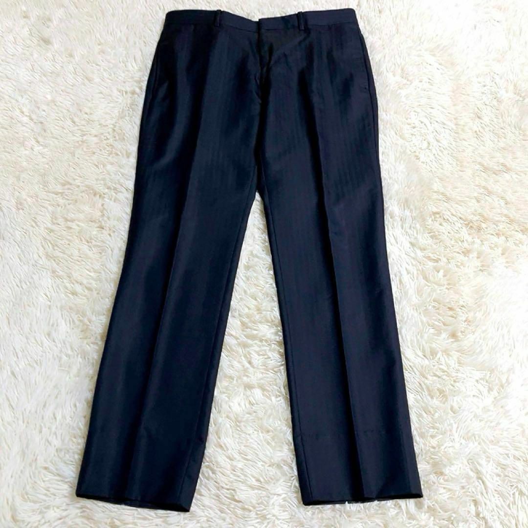 GUCCI - 【現行】GUCCI スーツ ネイビー シルク 大きいサイズ50 GUCCI - 【現行】GUCCI スーツ ネイビー シルク 大きいサイズ50