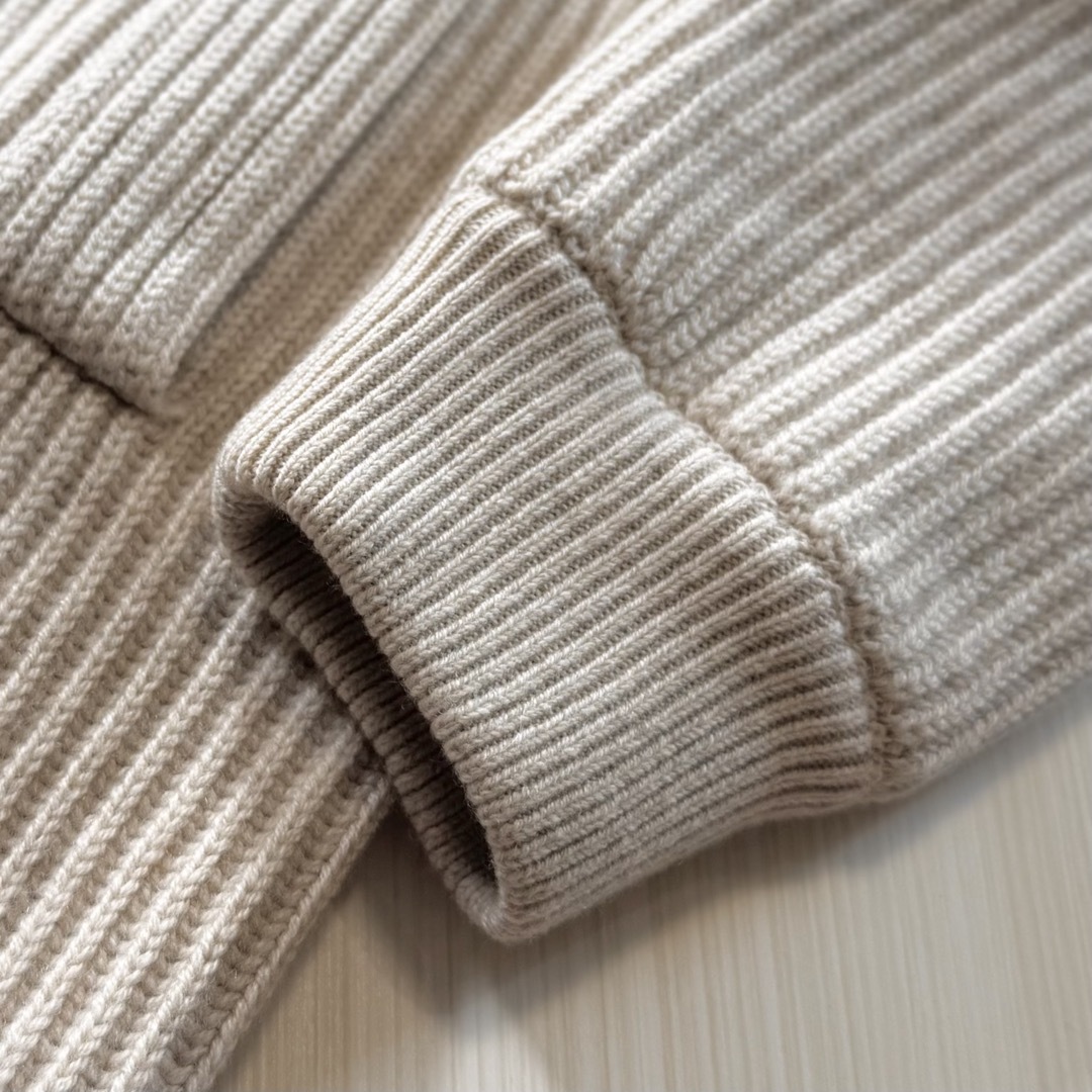 BRUNELLO CUCINELLI - P79☆美品☆極上カシミヤ100% フーデッド BRUNELLO CUCINELLI - P79☆美品☆極上カシミヤ100% フーデッド