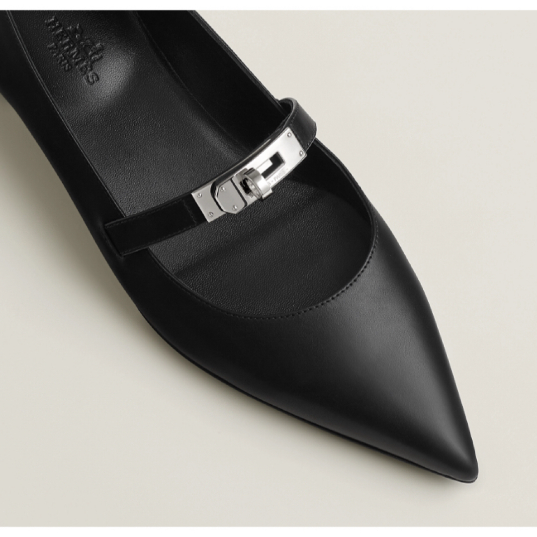 HERMES - エルメスバレエシューズ 《ケリー》の通販 by ゆい4/25 HERMES - エルメスバレエシューズ 《ケリー》の通販 by ゆい4/25