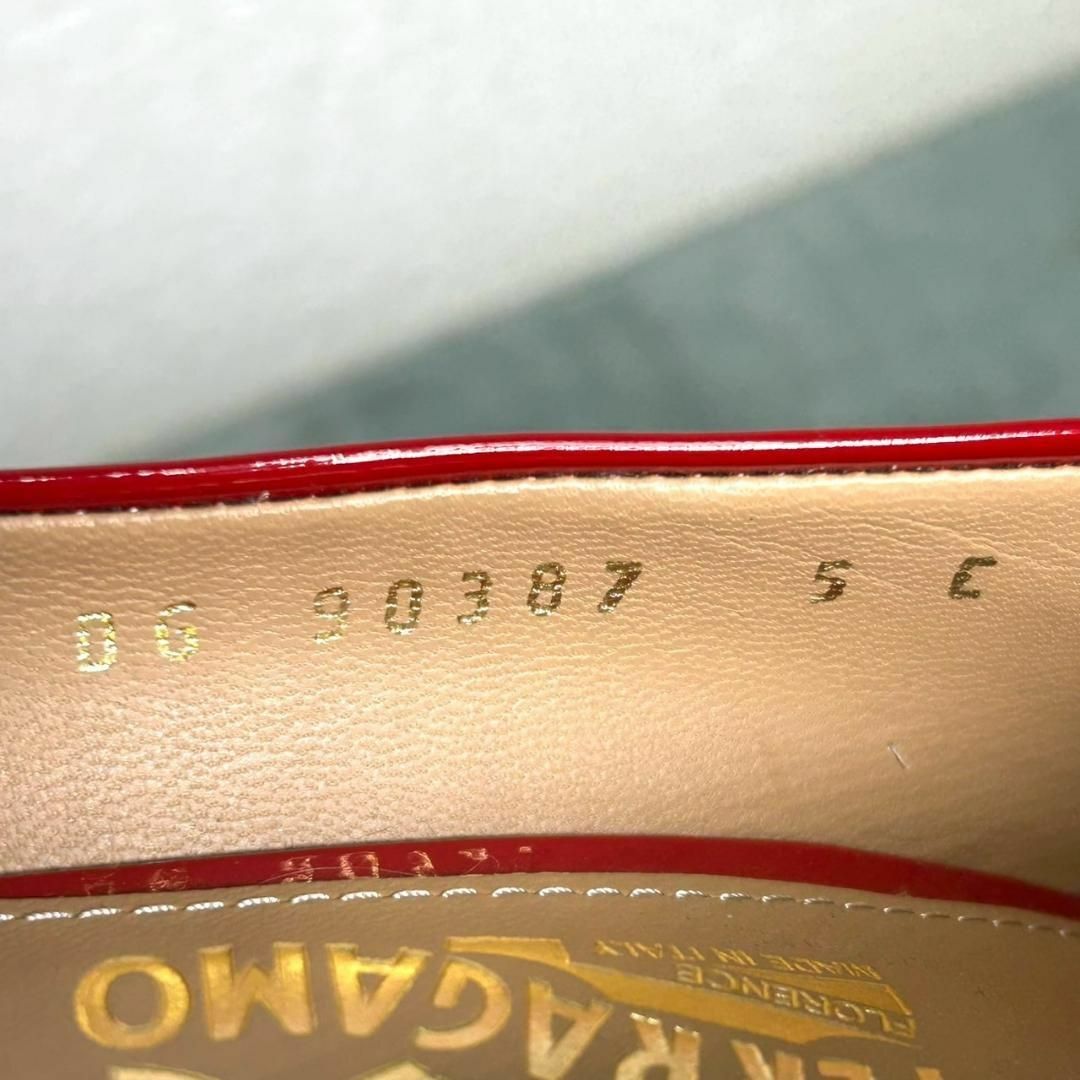 Salvatore Ferragamo - 試着のみ Ferragamo ピンヒール ヴァラ Salvatore Ferragamo - 試着のみ Ferragamo ピンヒール ヴァラ