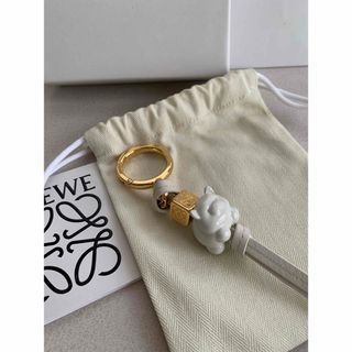 LOEWEのフリマアイテム一覧 LOEWEのフリマアイテム一覧