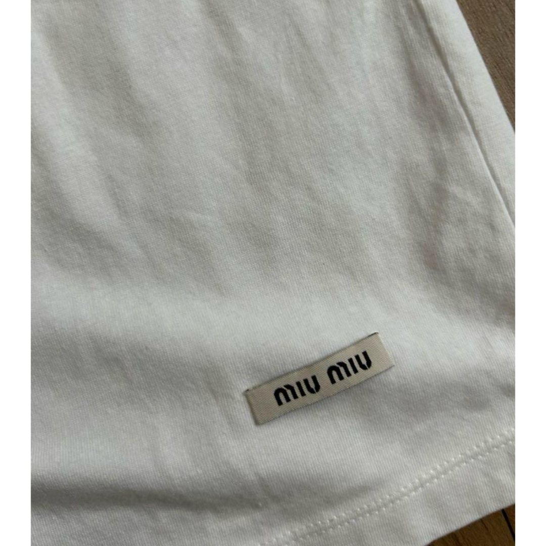 MIU MIU - 新品未使用 ミュウミュウ miumiu tシャツ ダイヤの MIU MIU - 新品未使用 ミュウミュウ miumiu tシャツ ダイヤの