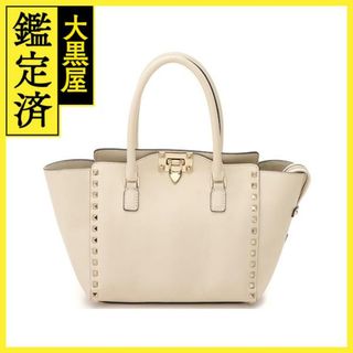 VALENTINO(バッグ ・ ホワイト/白色系)のフリマアイテム一覧 VALENTINO(バッグ ・ ホワイト/白色系)のフリマアイテム一覧
