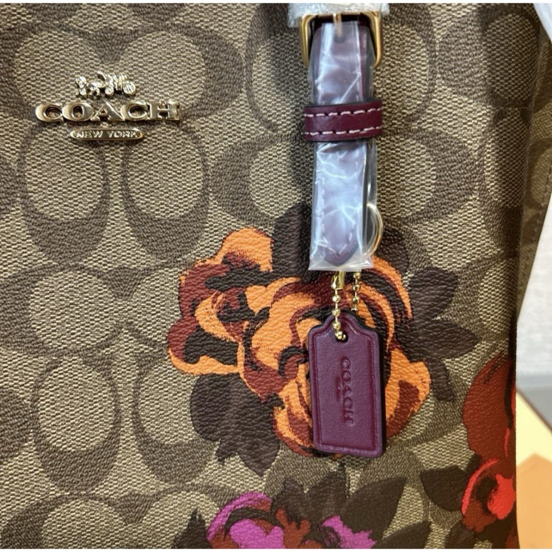 COACH - 新品タグ付き coach バッグ フローラルの通販 by しんば COACH - 新品タグ付き coach バッグ フローラルの通販 by しんば