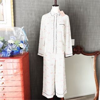 MIU MIU - 【希少☆美品】MIU MIU スカートスーツ セットアップ MIU MIU - 【希少☆美品】MIU MIU スカートスーツ セットアップ