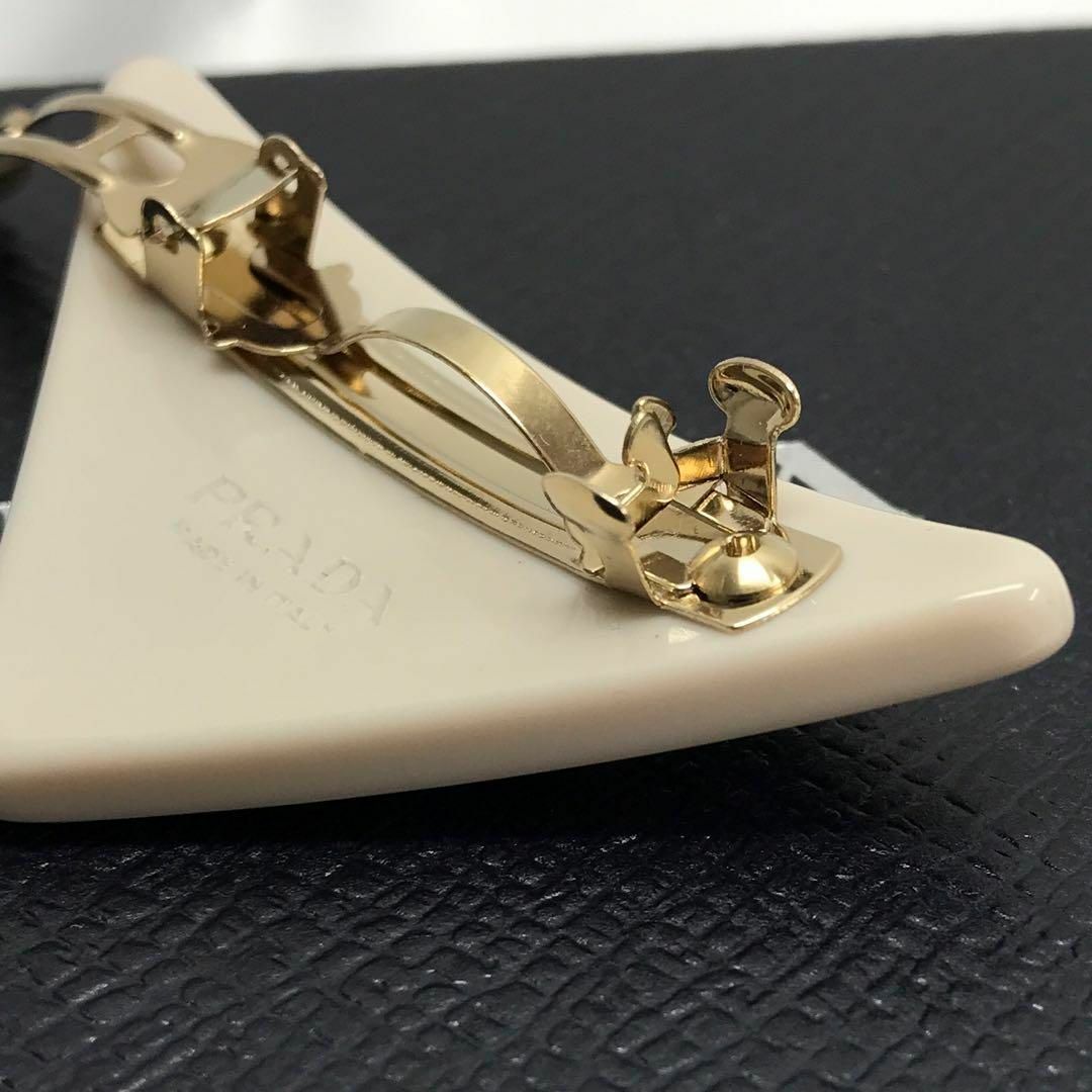 PRADA - ☆未使用品☆PRADA ロゴ バレッタ クリスタル ヘア PRADA - ☆未使用品☆PRADA ロゴ バレッタ クリスタル ヘア