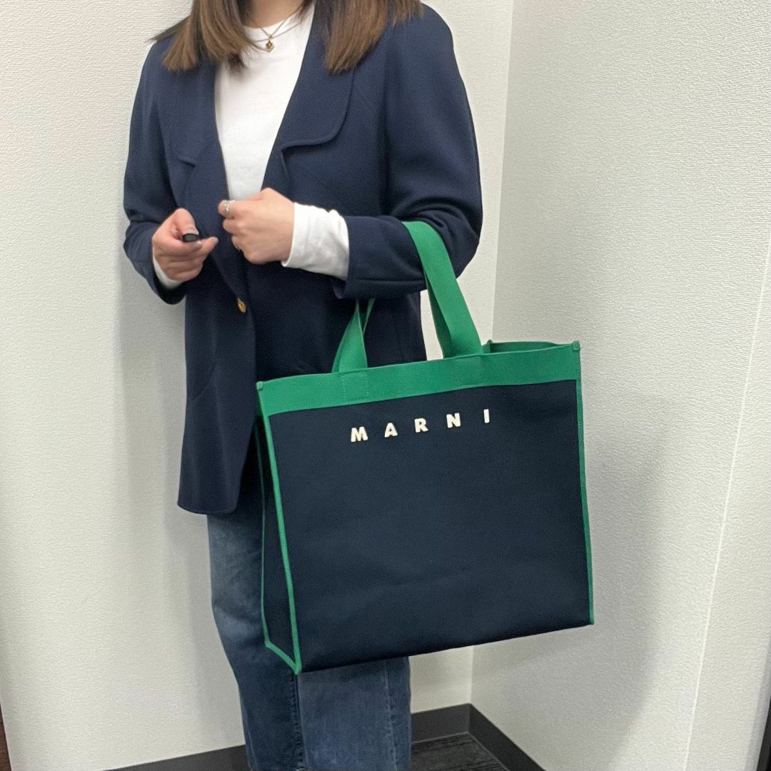 MARNI - MARNI マルニ トートバッグ ツートンカラー ジャガード MARNI - MARNI マルニ トートバッグ ツートンカラー ジャガード