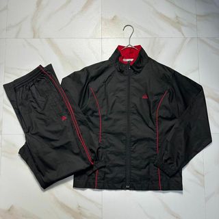 adidas(レッド/赤色系)のフリマアイテム一覧 adidas(レッド/赤色系)のフリマアイテム一覧