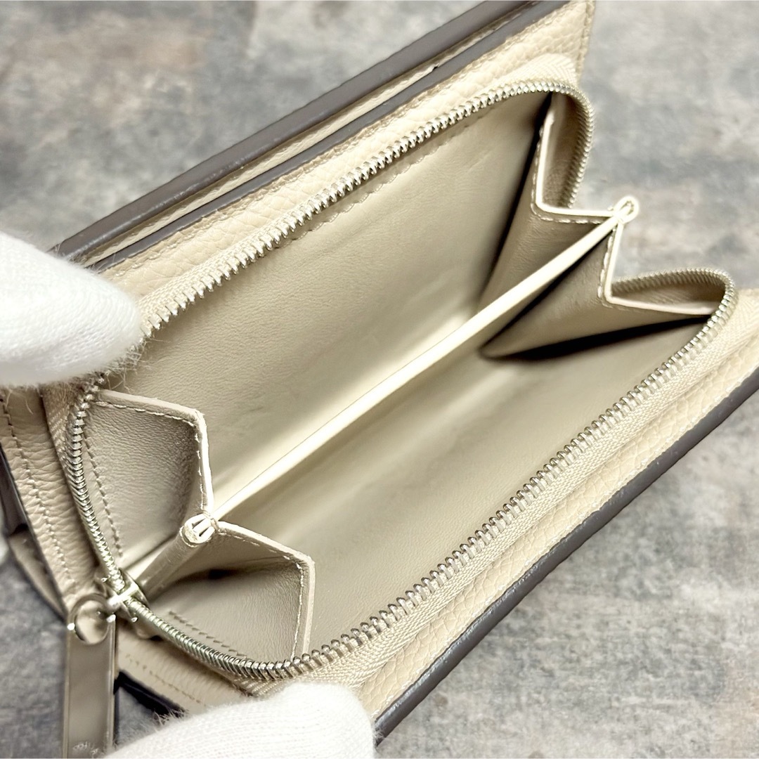 LOUIS VUITTON - 現行 ほぼ未使用⭐️ルイヴィトン マヒナ LOUIS VUITTON - 現行 ほぼ未使用⭐️ルイヴィトン マヒナ