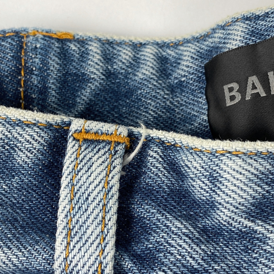 BALENCIAGA - バレンシアガ ロゴボタン デニム ハーフパンツ BALENCIAGA - バレンシアガ ロゴボタン デニム ハーフパンツ
