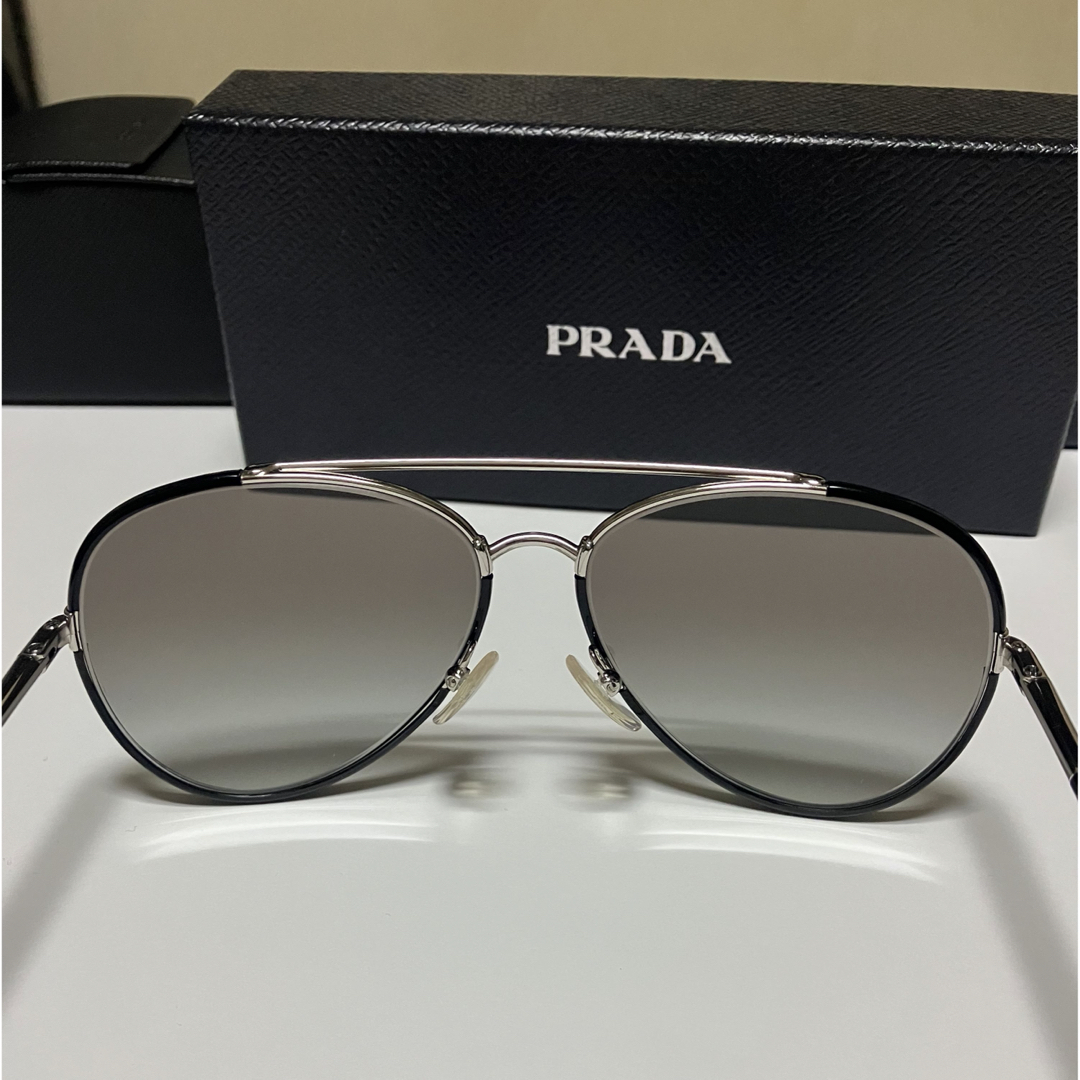 PRADA - PRADA アビエーター ティアドロップ サングラス メタル PRADA - PRADA アビエーター ティアドロップ サングラス メタル