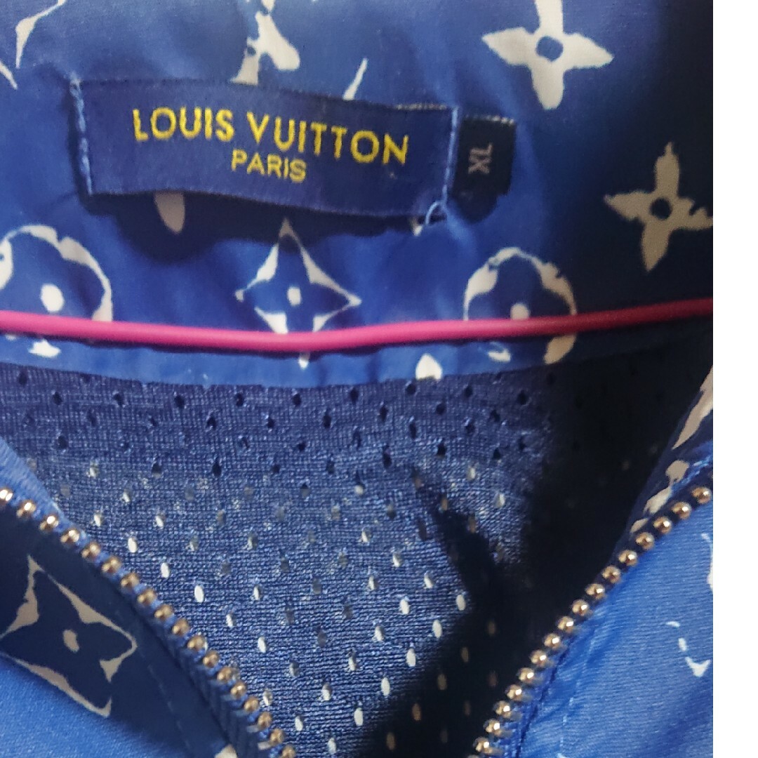 LOUIS VUITTON - ルイヴィトンナイロンパーカーの通販 by みかて LOUIS VUITTON - ルイヴィトンナイロンパーカーの通販 by みかて