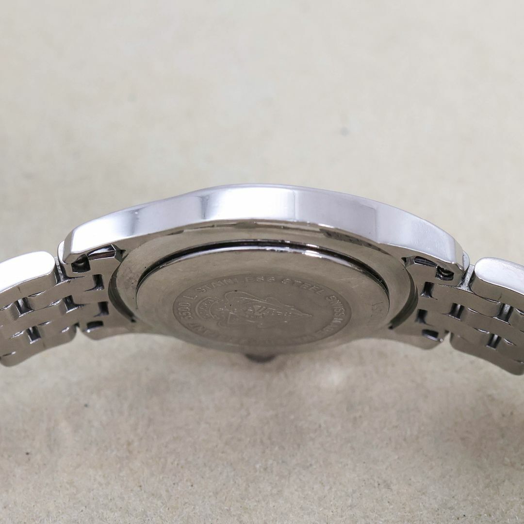 GUCCI - 稼働 GUCCI 腕時計 5500L ホワイトシェル文字盤 11P GUCCI - 稼働 GUCCI 腕時計 5500L ホワイトシェル文字盤 11P