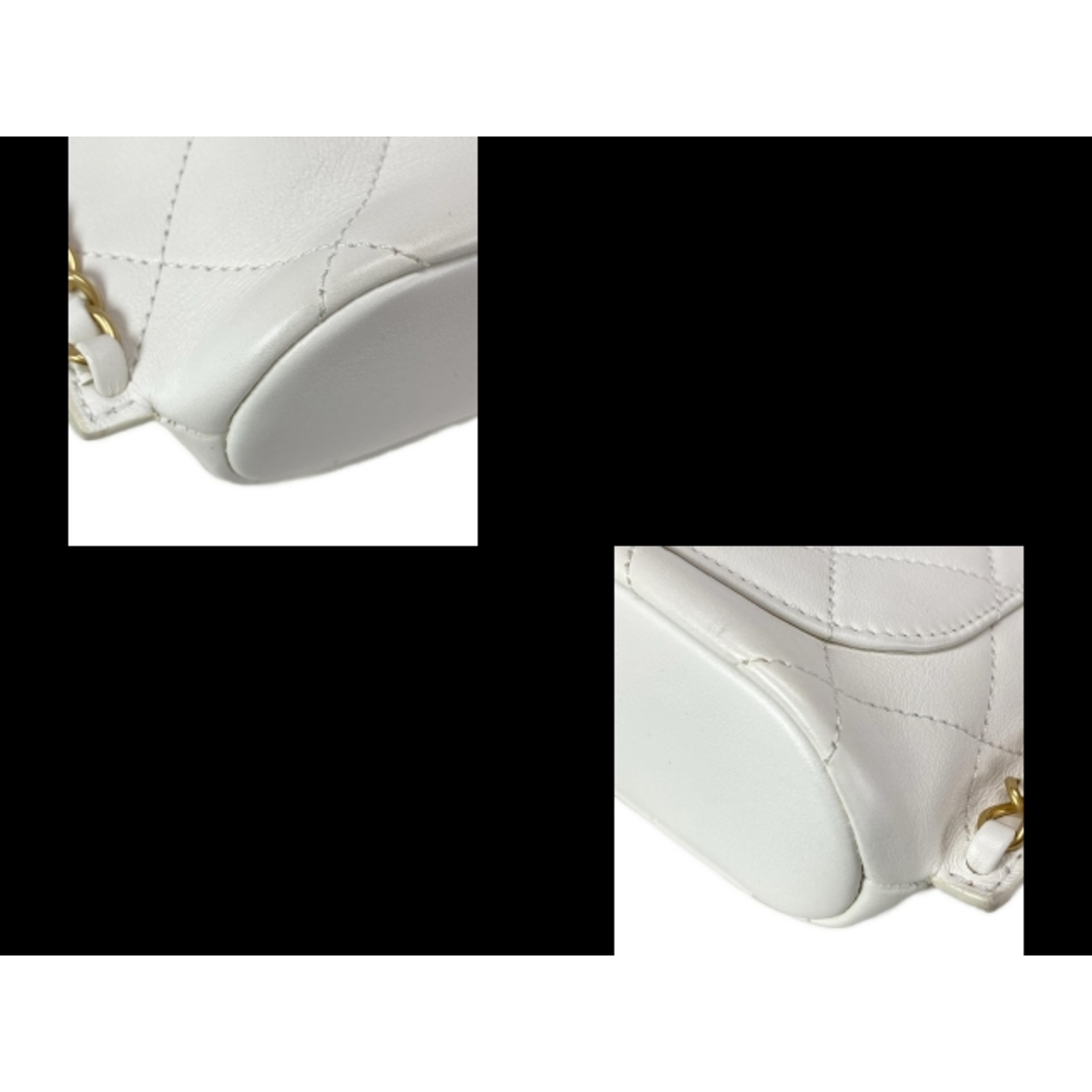 CHANEL - CHANEL(シャネル) ショルダーバッグ美品 マトラッセ 白 CHANEL - CHANEL(シャネル) ショルダーバッグ美品 マトラッセ 白
