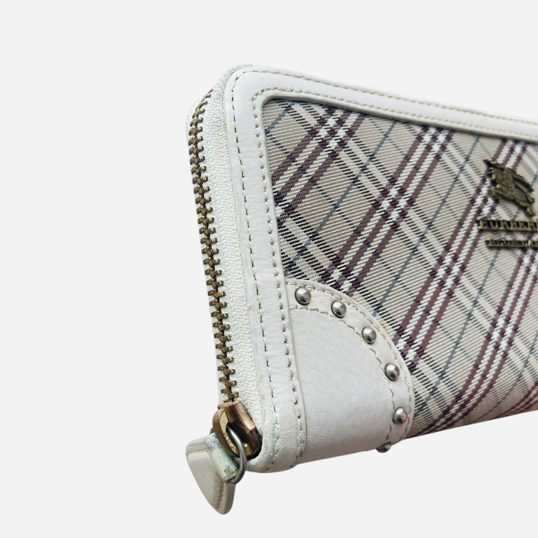 BURBERRY BLUE LABEL - BURBERRY 長財布 ノバチェック ラウンド BURBERRY BLUE LABEL - BURBERRY 長財布 ノバチェック ラウンド