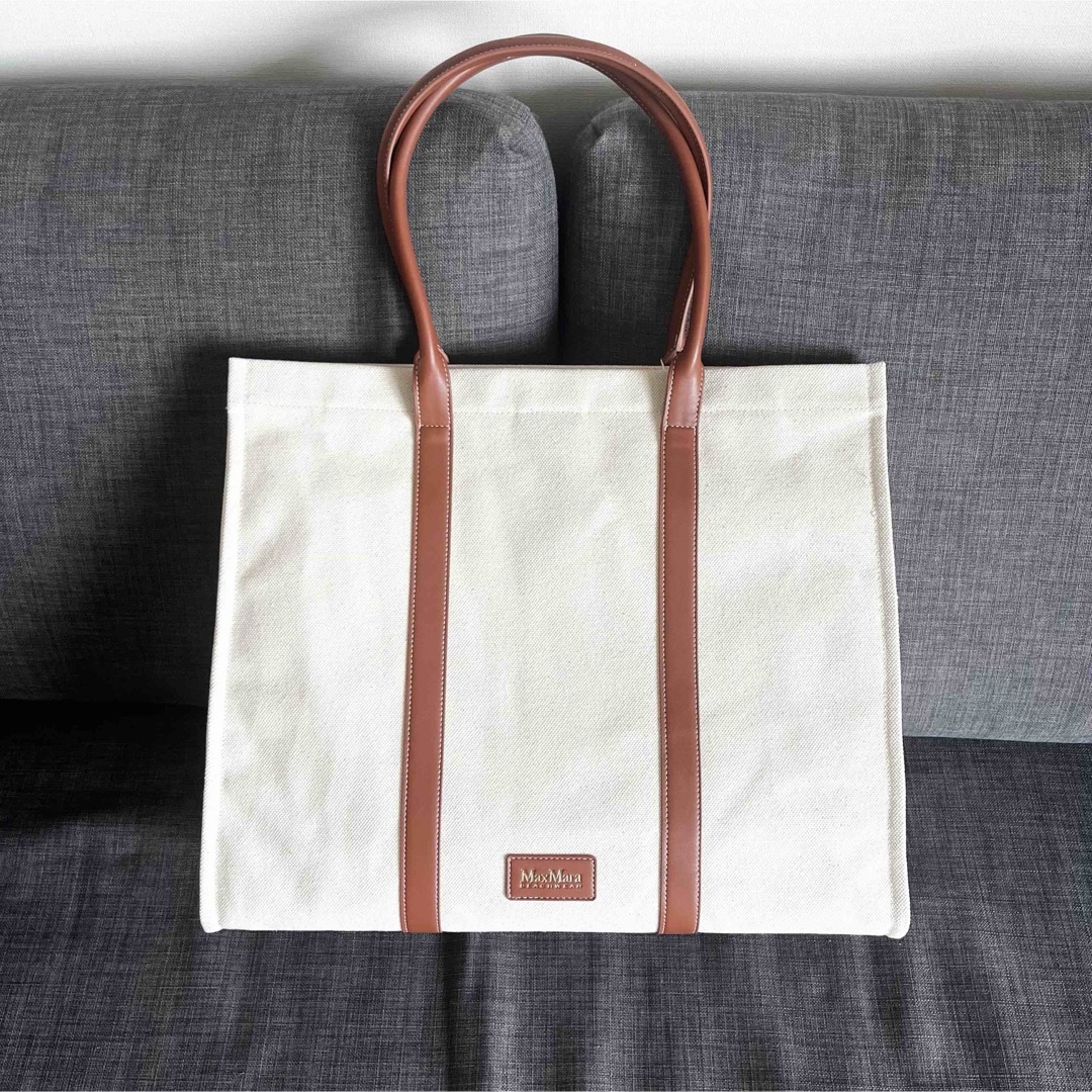 Max Mara - MAX MARA マックスマーラ Brava キャンバストート Max Mara - MAX MARA マックスマーラ Brava キャンバストート