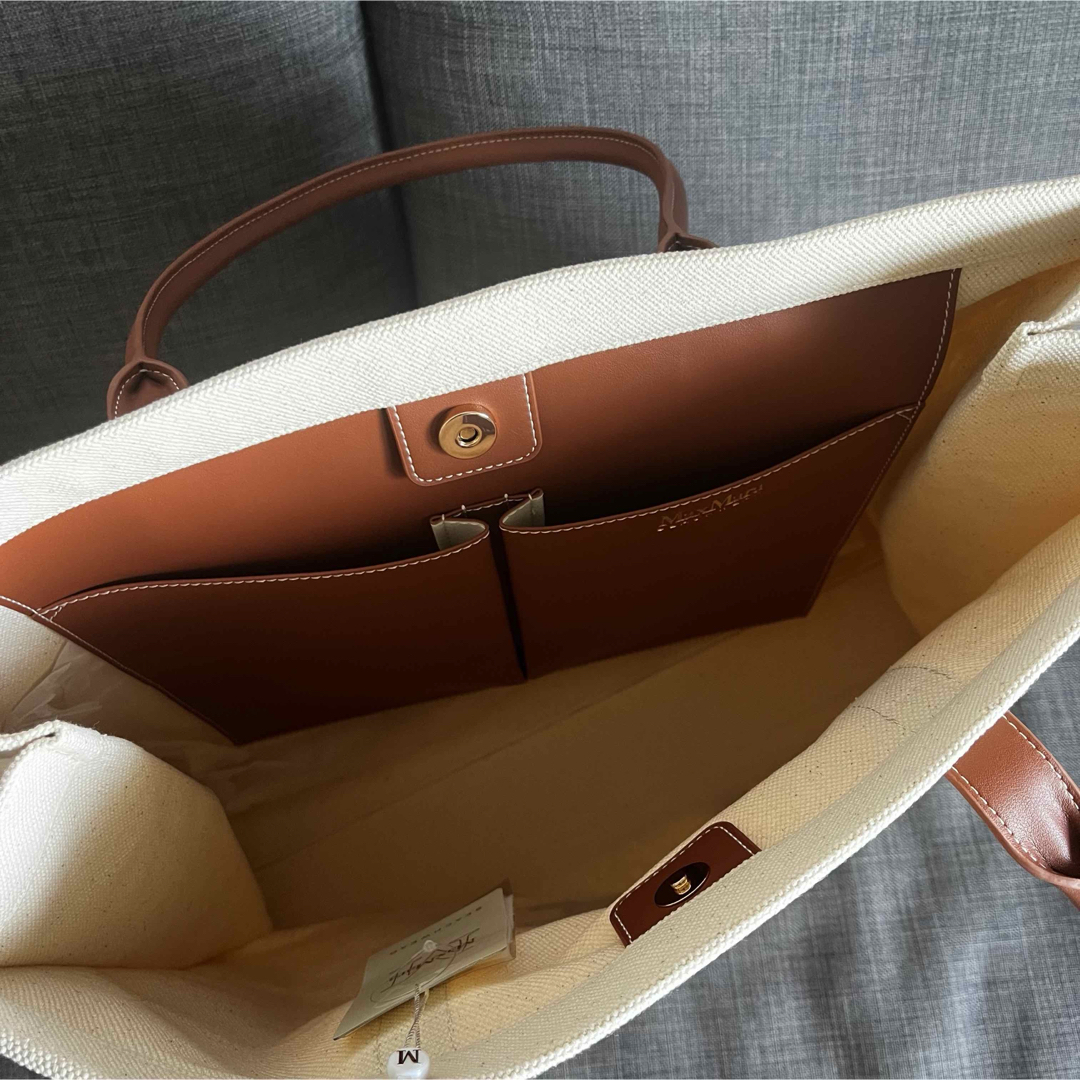 Max Mara - MAX MARA マックスマーラ Brava キャンバストート Max Mara - MAX MARA マックスマーラ Brava キャンバストート