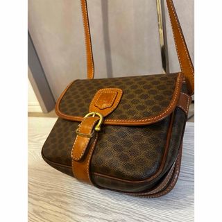 CELINE - 美品☆ セリーヌ サングル バケット スモール CELINE - 美品☆ セリーヌ サングル バケット スモール