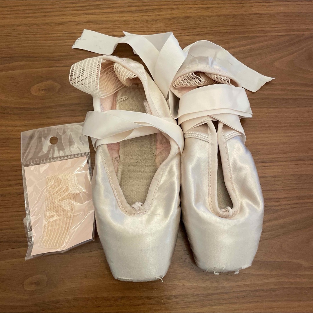 CHACOTT - コットトゥシューズ 21.5cmの通販 by lillycoco's CHACOTT - コットトゥシューズ 21.5cmの通販 by lillycoco's