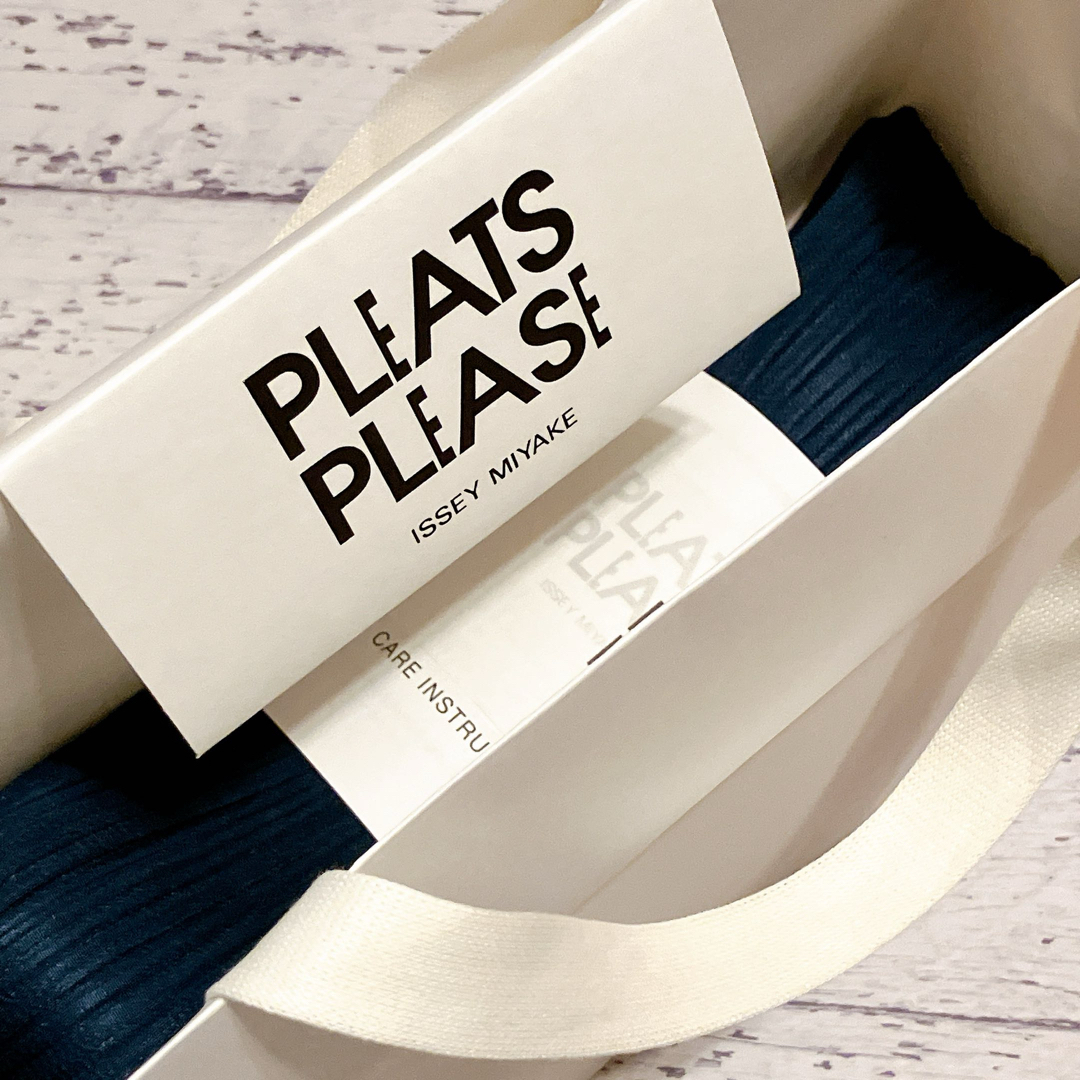 PLEATS PLEASE ISSEY MIYAKE - 完売品 pleatsplease プリーツ PLEATS PLEASE ISSEY MIYAKE - 完売品 pleatsplease プリーツ