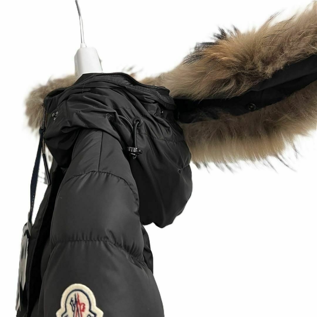 MONCLER - 新品未使用☆MONCLER KHLOE Foxfur ダウンジャケット MONCLER - 新品未使用☆MONCLER KHLOE Foxfur ダウンジャケット