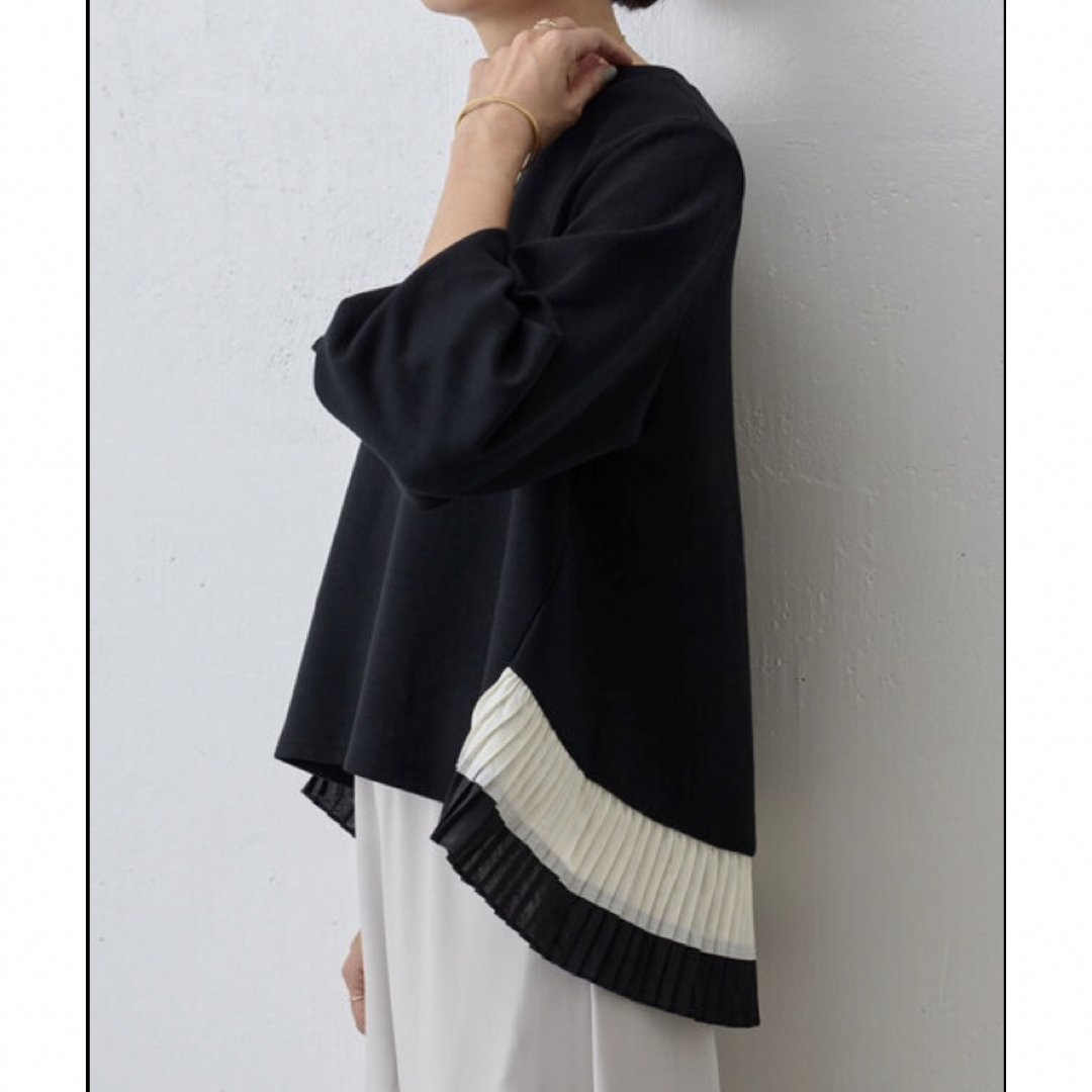 BEARDSLEY - BEARDSLEY✨ 今期人気完売後ろプリーツカットソー BEARDSLEY - BEARDSLEY✨ 今期人気完売後ろプリーツカットソー