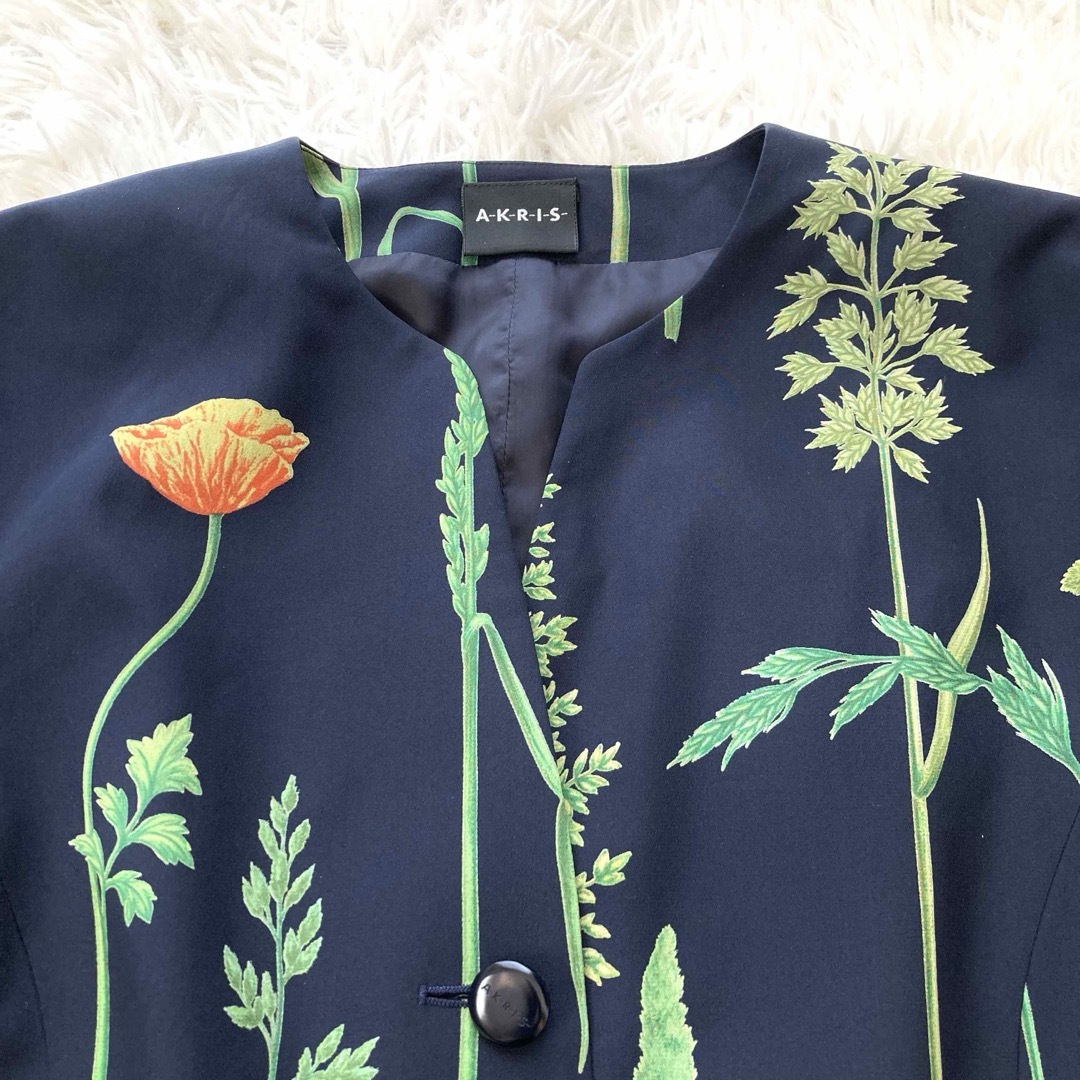 AKRIS - 美品 アクリス シルク100% ノーカラージャケット 総柄 AKRIS - 美品 アクリス シルク100% ノーカラージャケット 総柄