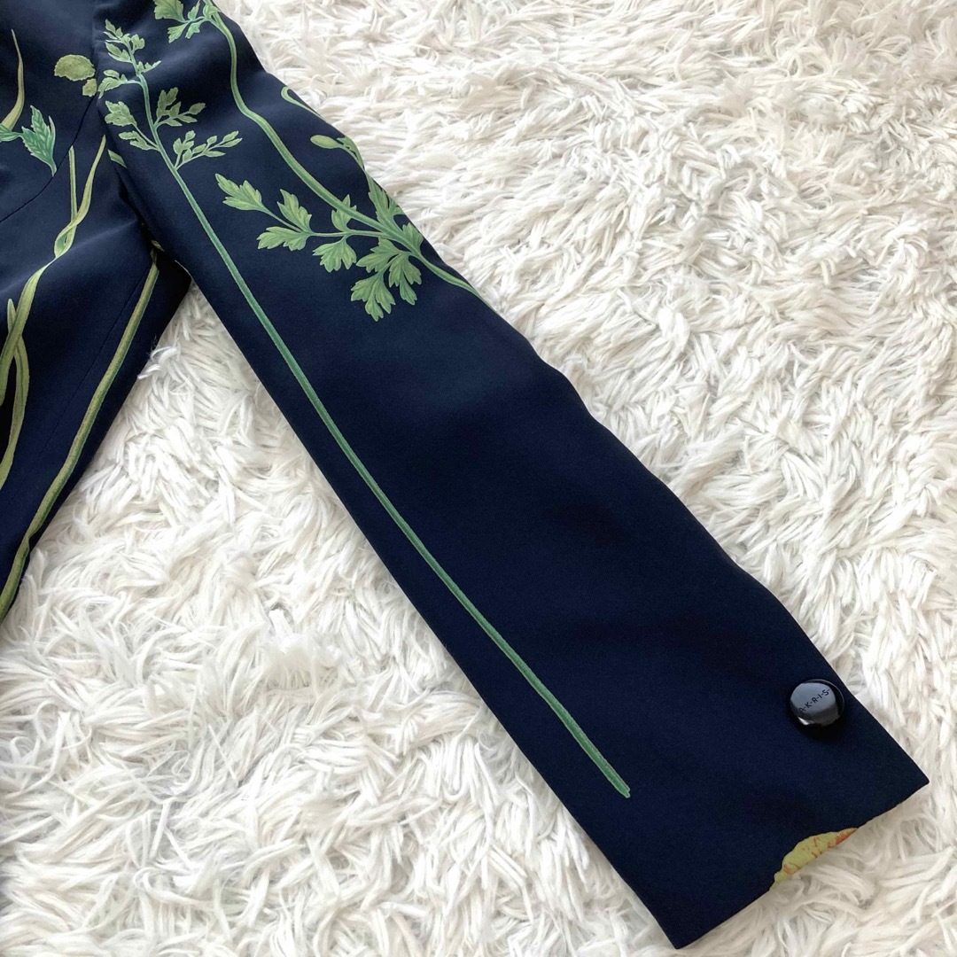 AKRIS - 美品 アクリス シルク100% ノーカラージャケット 総柄 AKRIS - 美品 アクリス シルク100% ノーカラージャケット 総柄