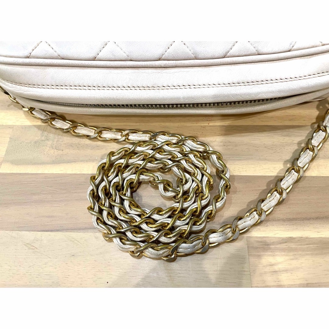 CHANEL - CHANEL ヴィンテージシャネル マトラッセ アイボリー CHANEL - CHANEL ヴィンテージシャネル マトラッセ アイボリー