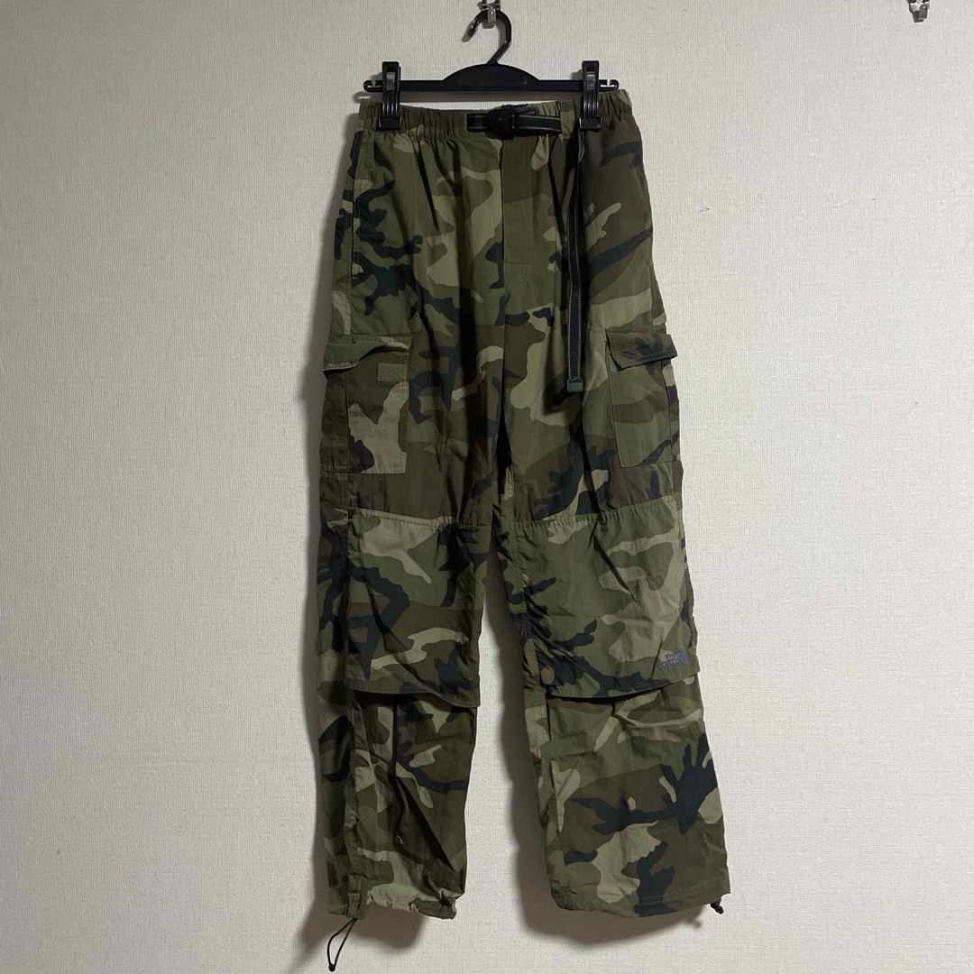THE NORTH FACE - ノースフェイス カモフラ柄 迷彩 カーゴパンツ THE NORTH FACE - ノースフェイス カモフラ柄 迷彩 カーゴパンツ