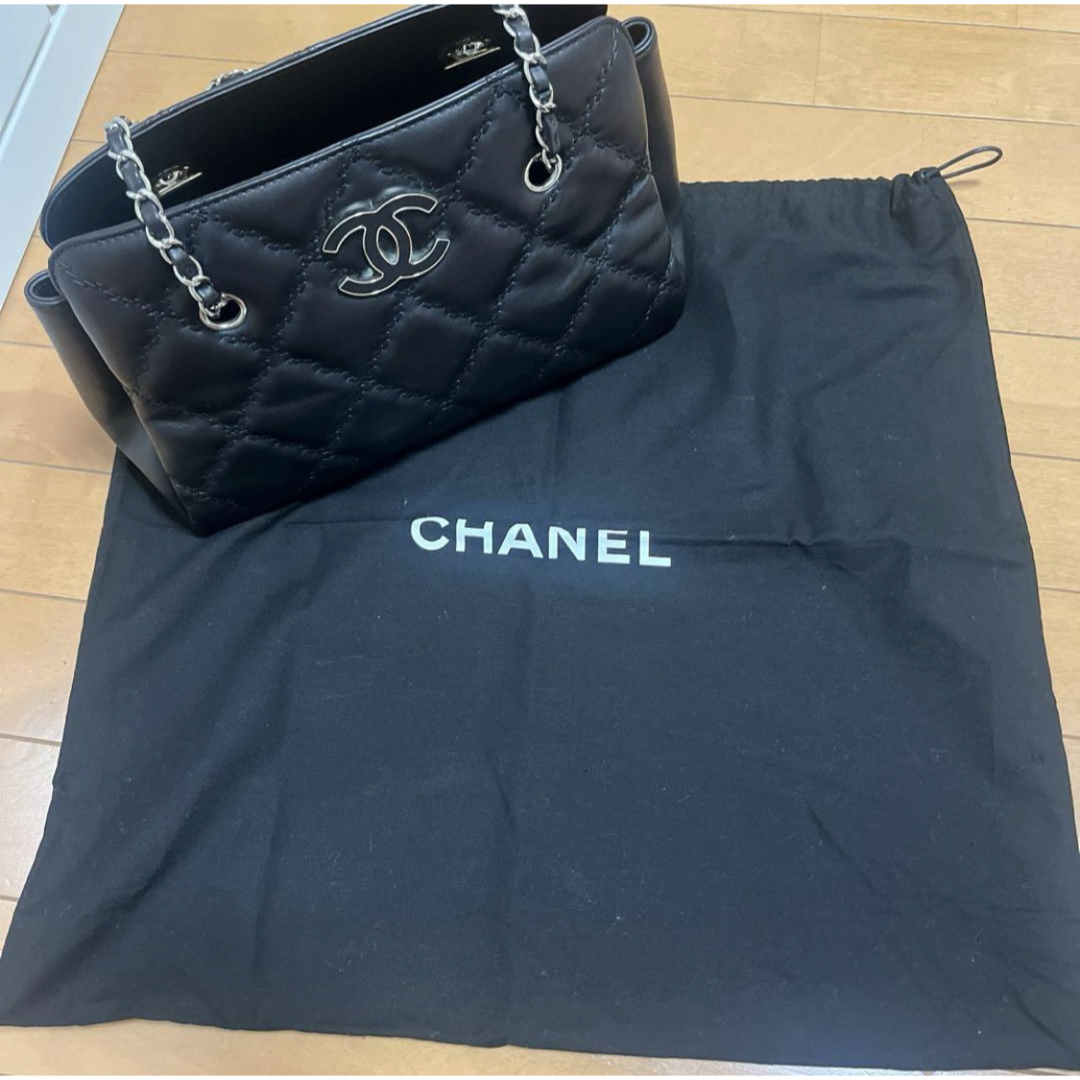 CHANEL - シャネル CHANEL ハンプトンズ ラムスキンチェーン CHANEL - シャネル CHANEL ハンプトンズ ラムスキンチェーン