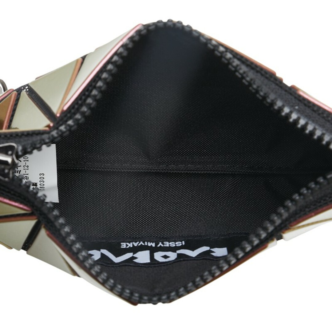 ISSEY MIYAKE - 美品 イッセイミヤケ PRISM METALLIC バオバオ ISSEY MIYAKE - 美品 イッセイミヤケ PRISM METALLIC バオバオ