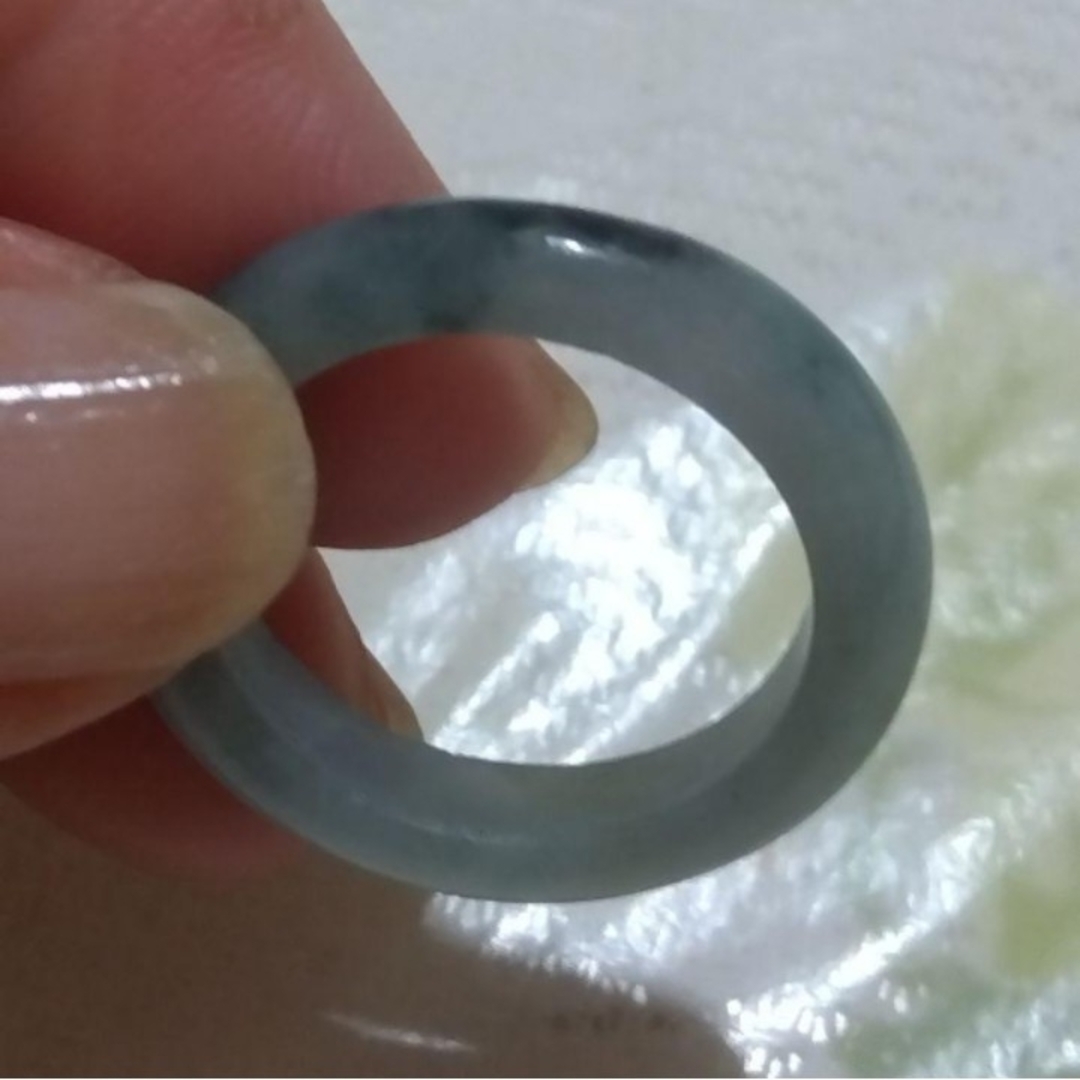 ♢天然 透明翡翠指輪 くりぬきリング 19号 薄いクリーンに濃いの ♢天然 透明翡翠指輪 くりぬきリング 19号 薄いクリーンに濃いの