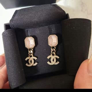 CHANEL - 正品保証 CHANEL ピアス ココ シャネル アシンメトリー CHANEL - 正品保証 CHANEL ピアス ココ シャネル アシンメトリー