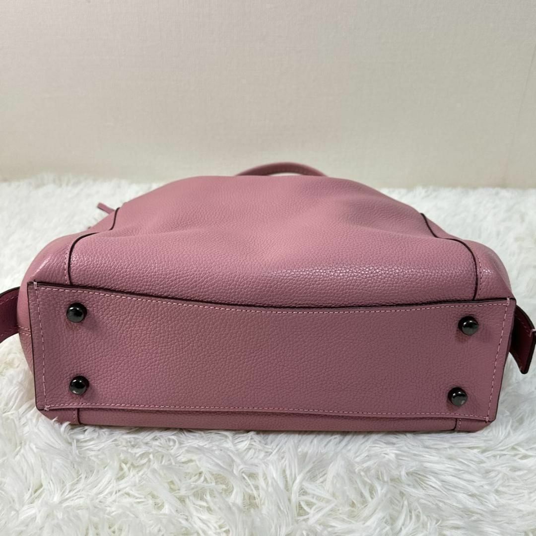 COACH - COACH コーチ ショルダーバッグ 肩掛け Cロック ピンク COACH - COACH コーチ ショルダーバッグ 肩掛け Cロック ピンク