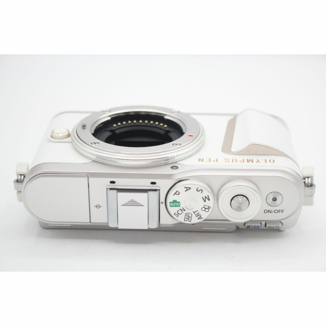 OLYMPUS PEN E-PL10 ボディ◇シャッター回数918回のみ♪の通販 OLYMPUS PEN E-PL10 ボディ◇シャッター回数918回のみ♪の通販
