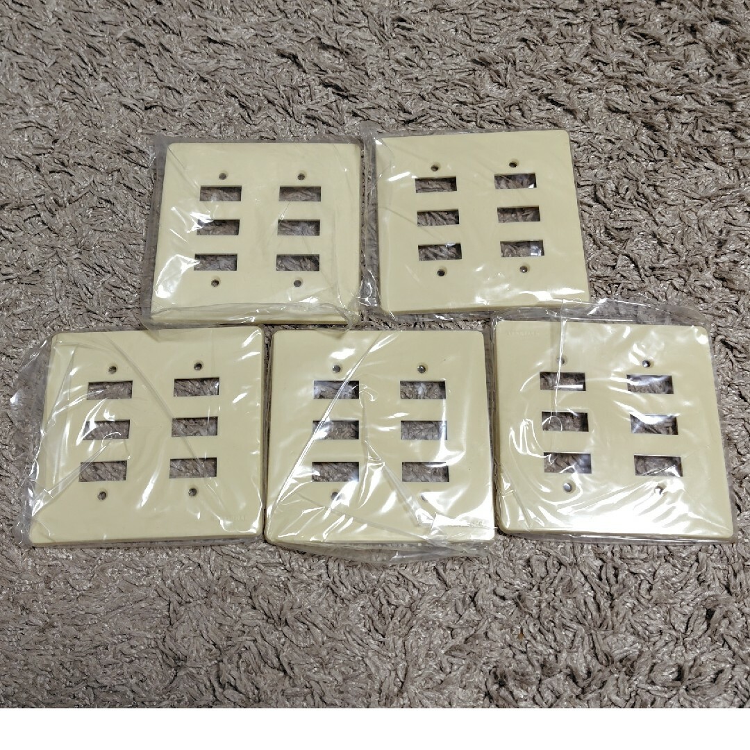 ナショナル ハイ角 スイッチカバー6コ用 5個の通販 by モモ's ナショナル ハイ角 スイッチカバー6コ用 5個の通販 by モモ's