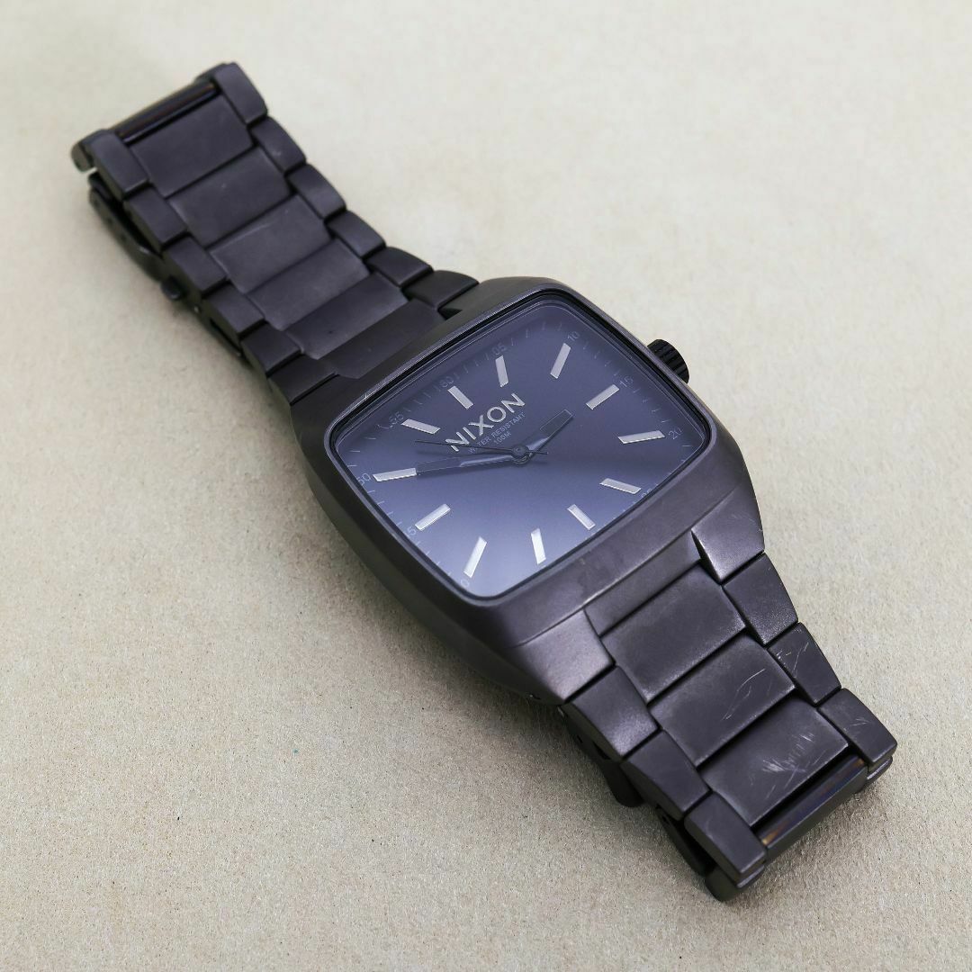 NIXON - 稼働 NIXON THE MANUAL 腕時計 スクエア メンズ マット NIXON - 稼働 NIXON THE MANUAL 腕時計 スクエア メンズ マット